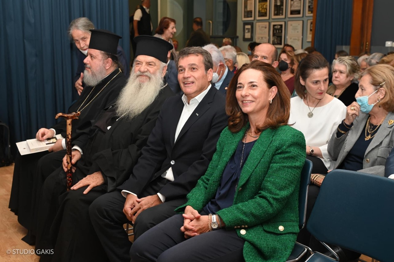 ΤΟ ΒΙΒΛΙΟ ΤΗΣ ΠΟΛΥΞΕΝΗΣ ΠΑΠΑΓΓΕΛΟΠΟΥΛΟΥ: ΜΙΑ ΜΟΝΑΔΙΚΗ ΙΣΤΟΡΙΚΗ ΑΝΑΔΡΟΜΗ ...